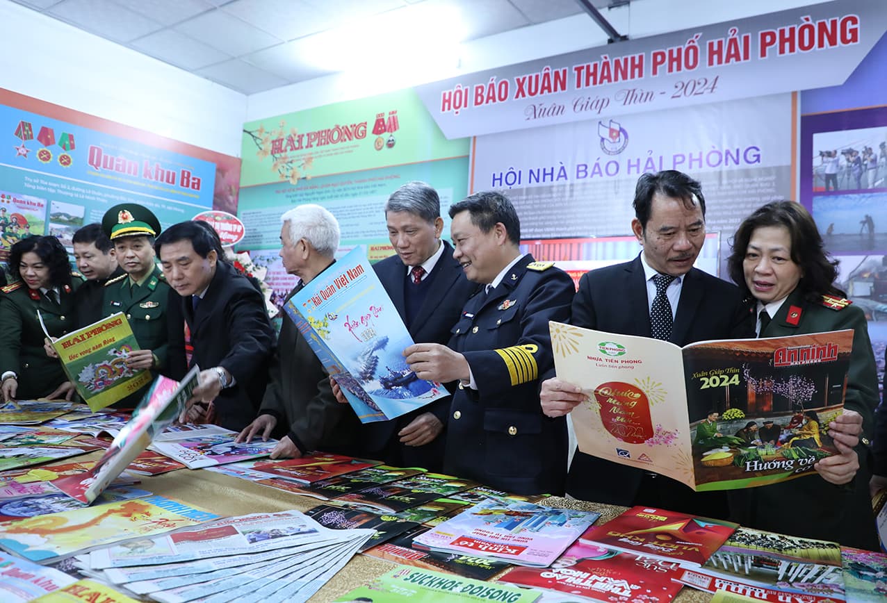 Thành phố Hải Phòng: Khai mạc Hội báo Xuân Giáp Thìn 2024
